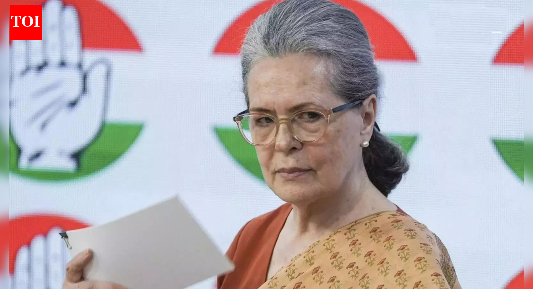 Regular check-ups due to pollution? Sonia Gandhi admitted to Delhi ...